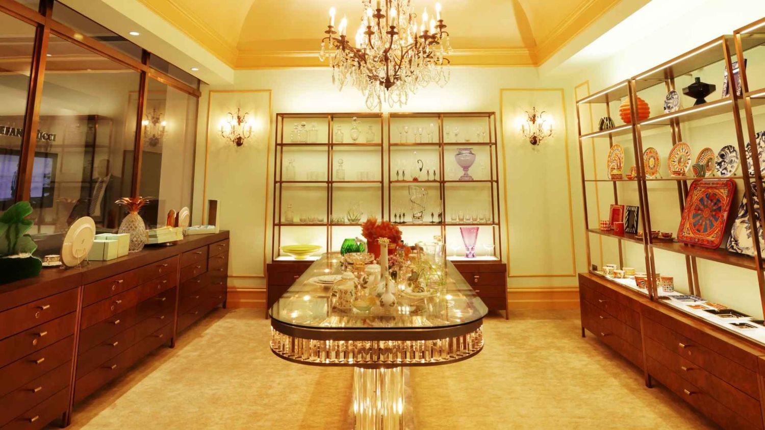 A Regal Revival: Inside the Luxurious New Thomas Goode Store at Oberoi ...